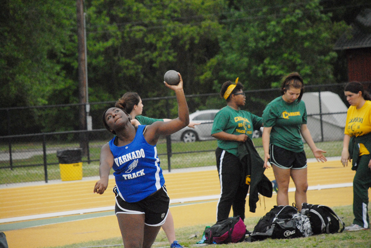 Several Varnado girls advance to state in track - The Bogalusa Daily ...