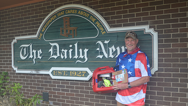 ‘Gas can man’ journeys through Bogalusa | The Bogalusa Daily News